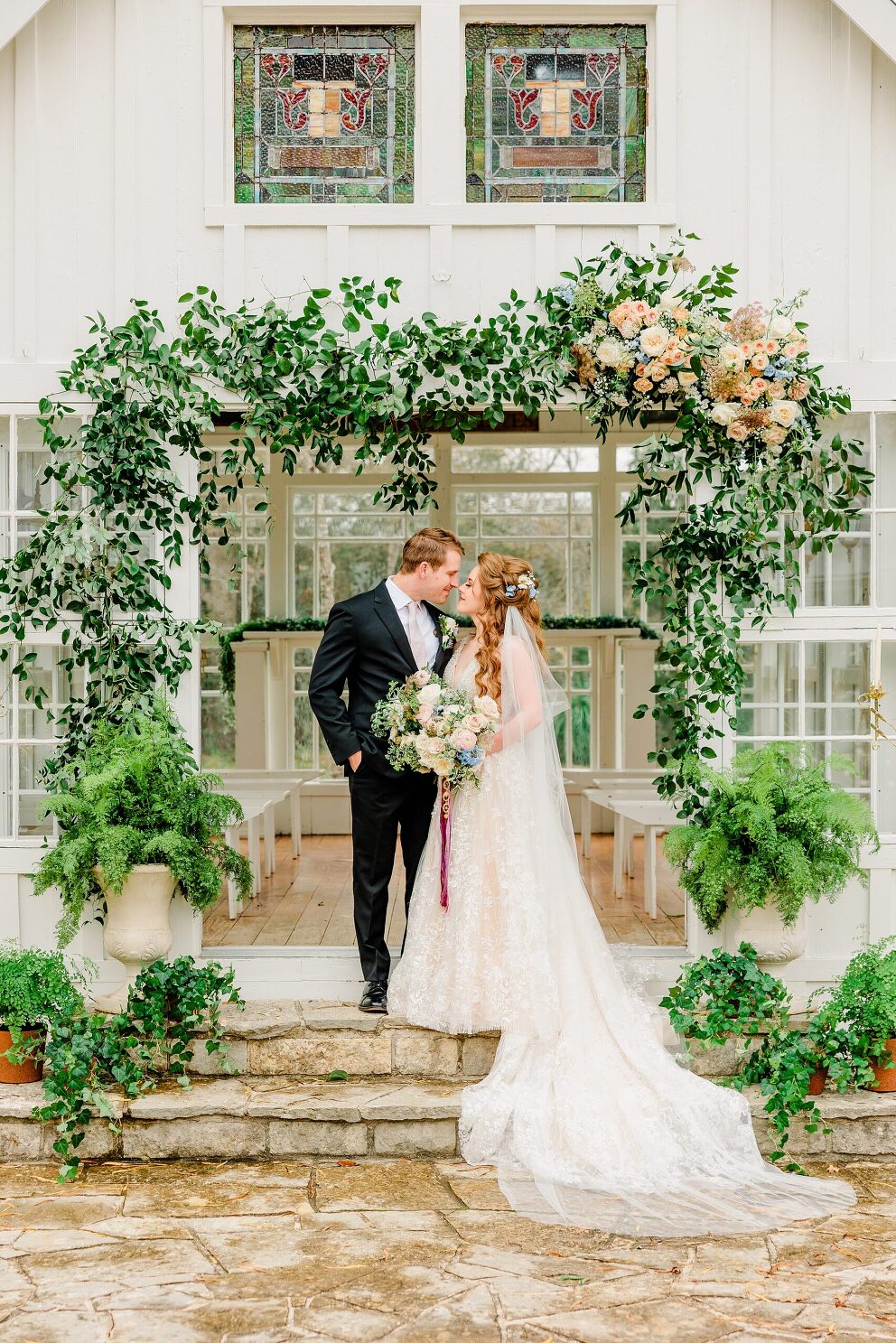 Beautiful 7F Lodge Wedding » Ashley DeHart Photography