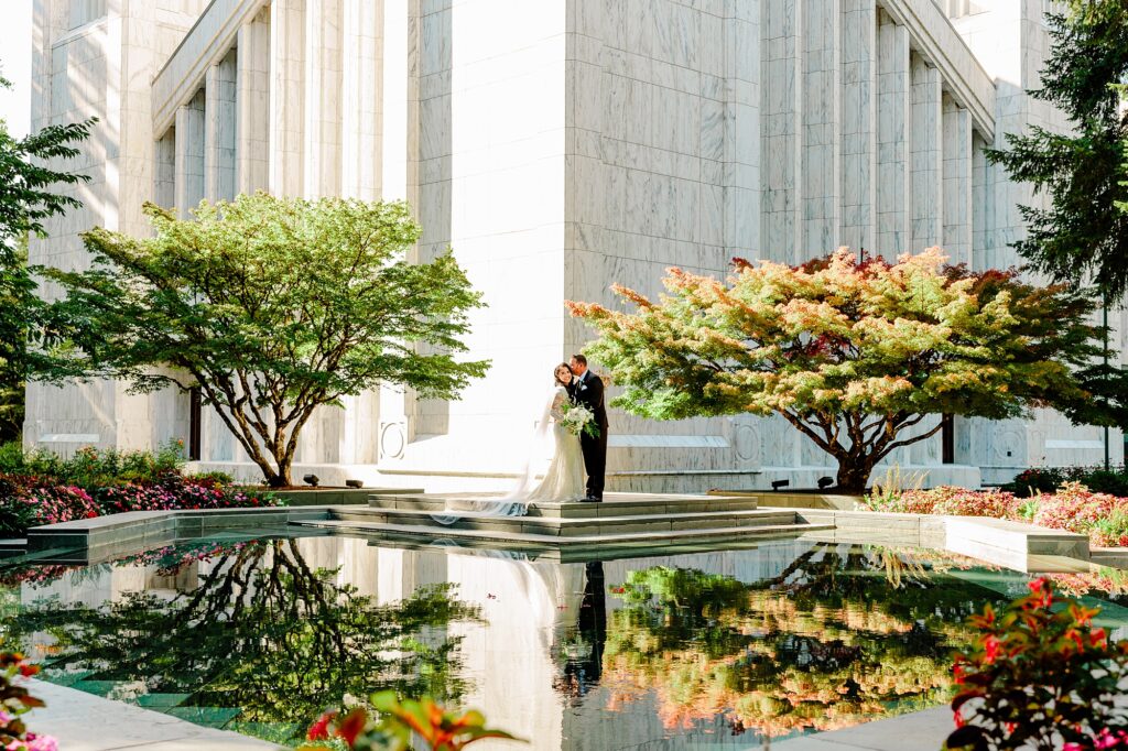 Portland Oregon LDS Temple Wedding & Boat Reception - Ashley DeHart ...